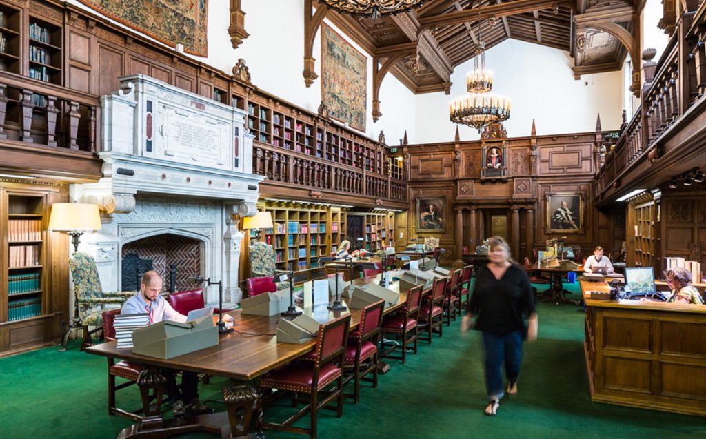 Photos: Inside the Folger Library’s Beautiful Reading Room - Washingtonian