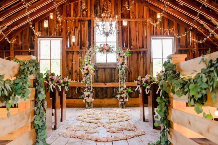 This Virginia Barn Wedding Will Be the Most Magical Thing You See All ...