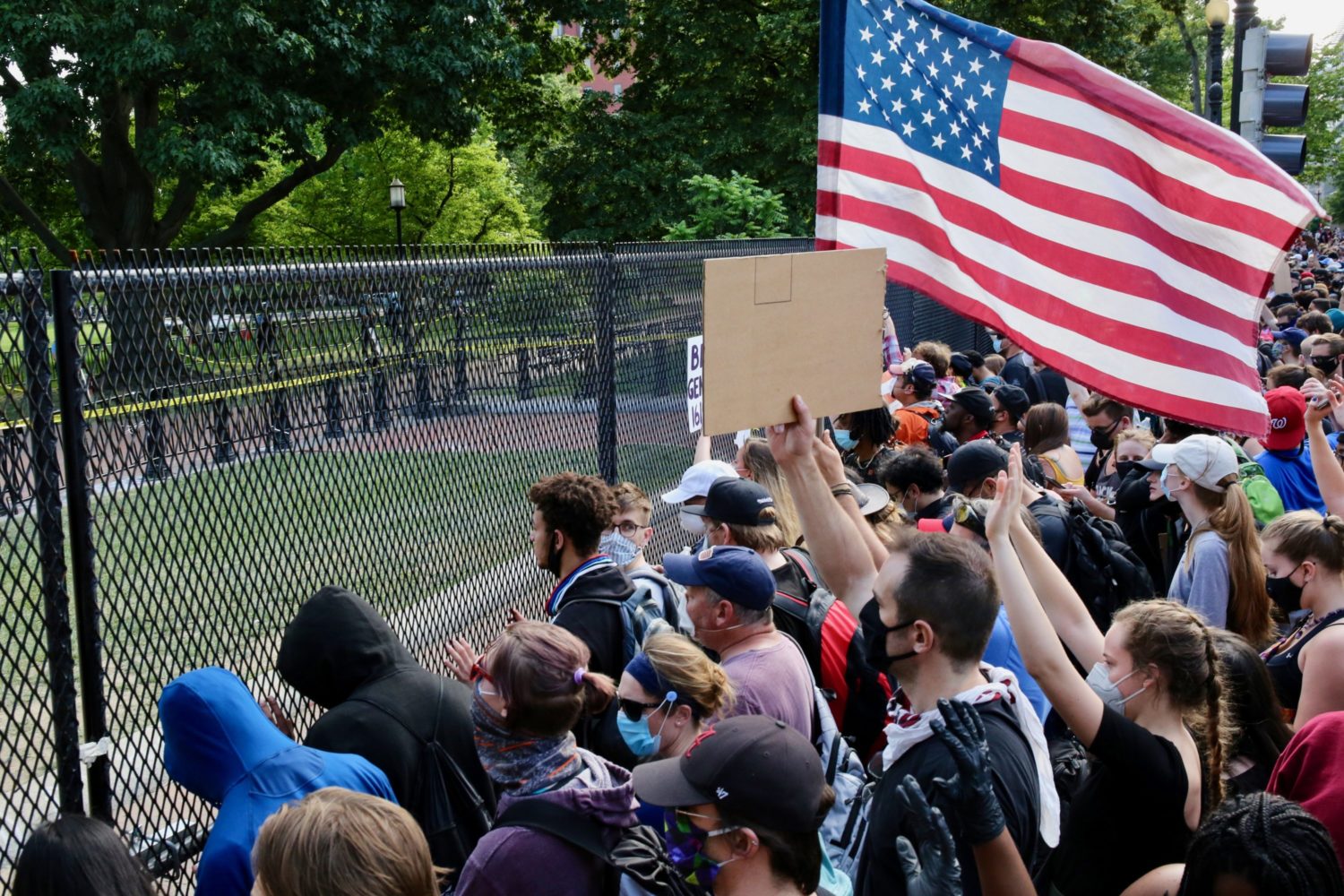 The Fences Got Higher and the Crowds Got Larger: Photos From Tuesday’s ...