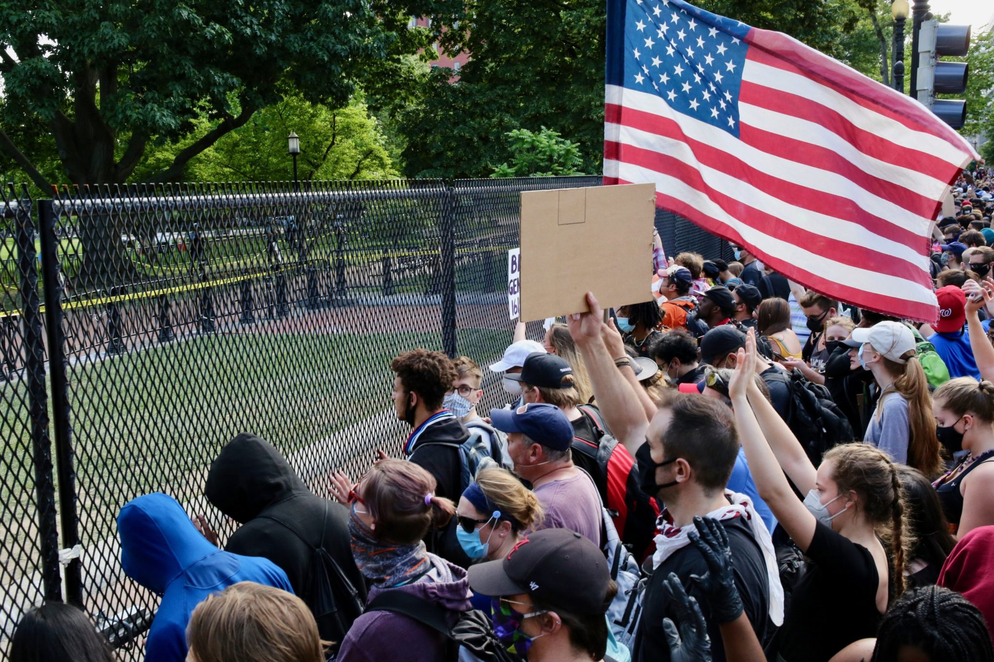 The Fences Got Higher and the Crowds Got Larger: Photos From Tuesday’s ...