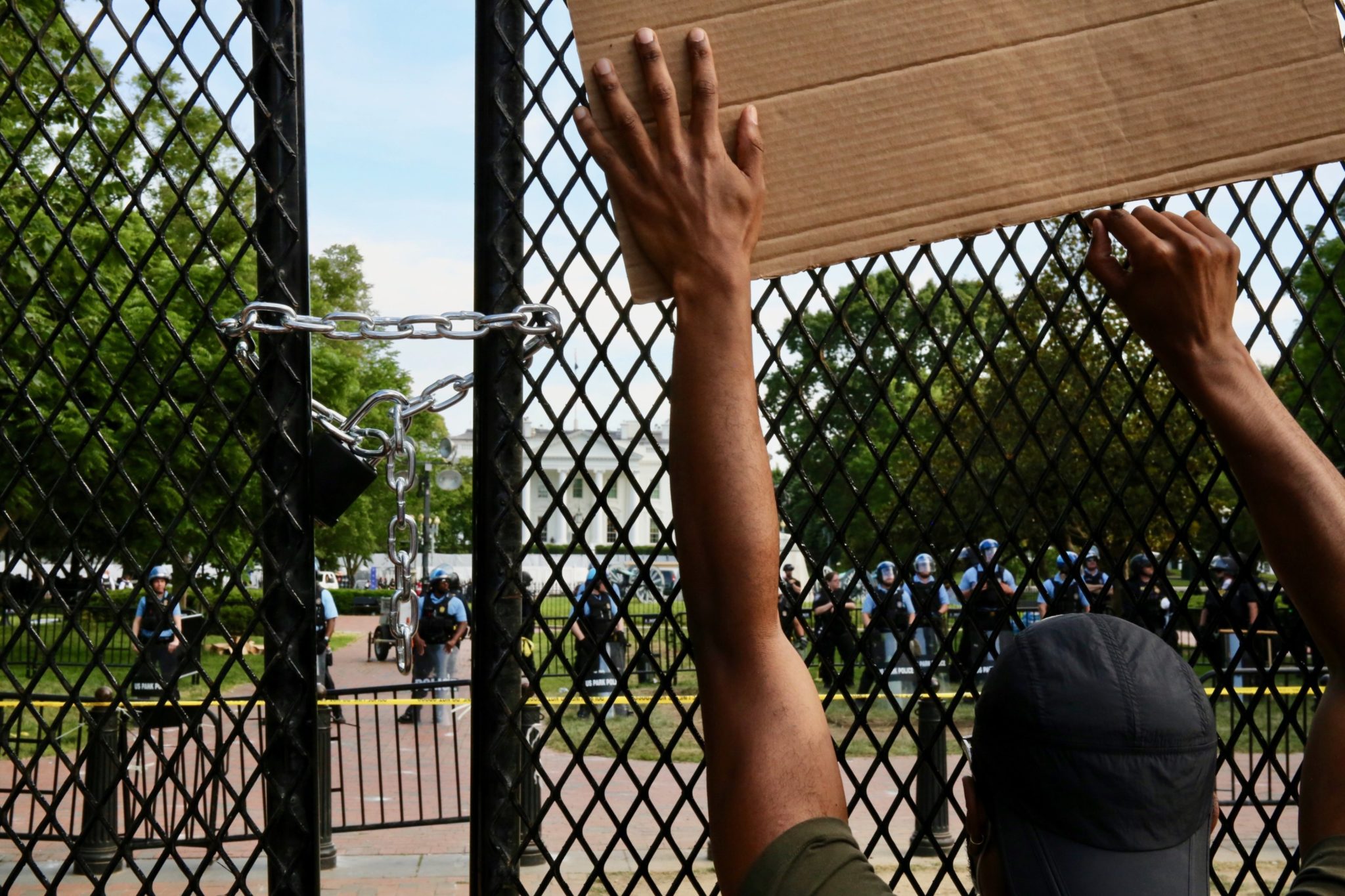 The Fences Got Higher and the Crowds Got Larger: Photos From Tuesday’s ...