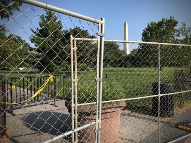 Even More Fencing Has Gone Up Around the White House Complex ...