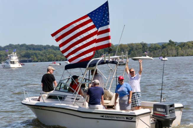 Photos: There Was a Trump Boat Parade in DC This Weekend. Here's What ...
