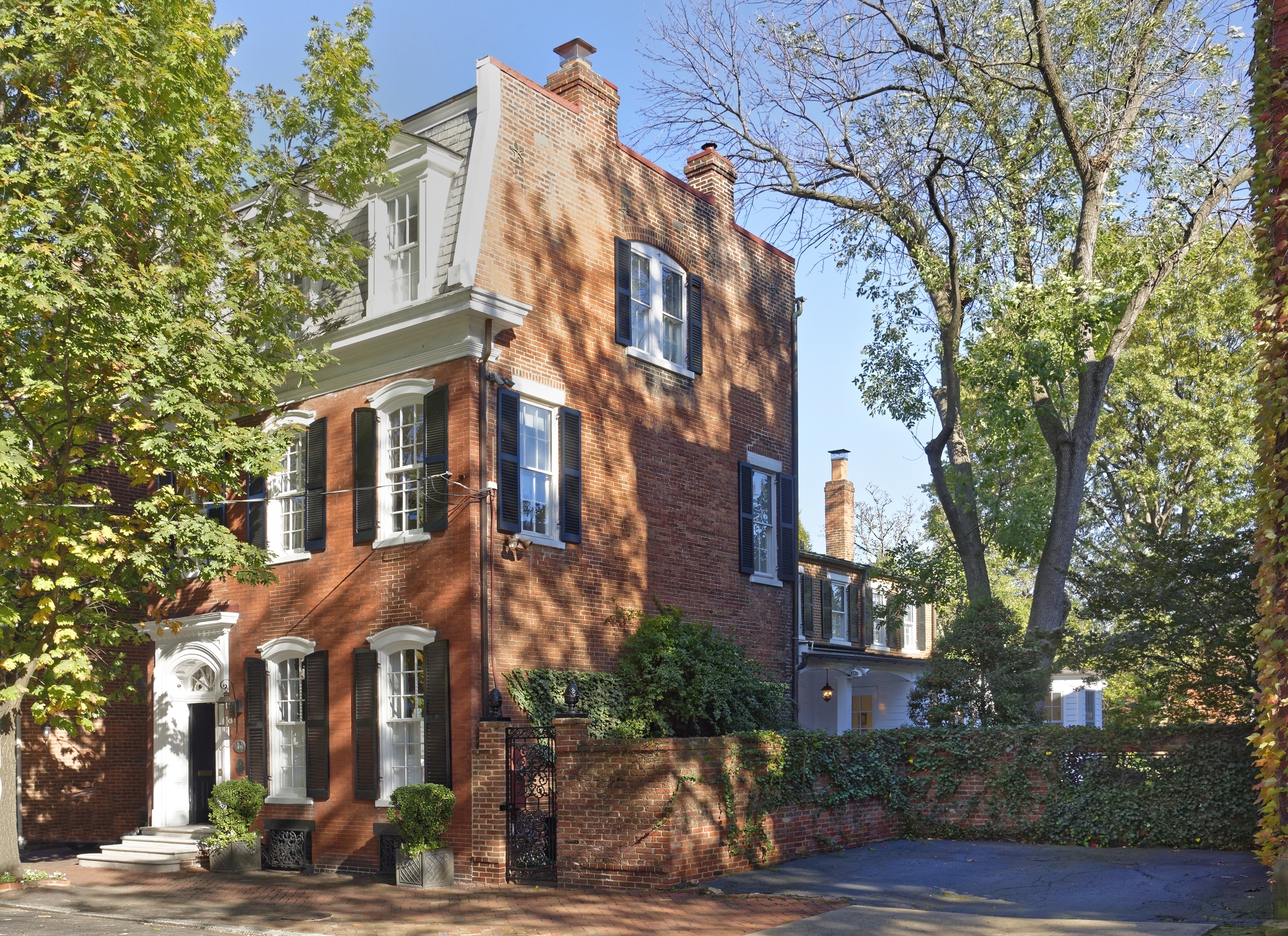 Prestigious 19th Century Old Town Home - Washingtonian