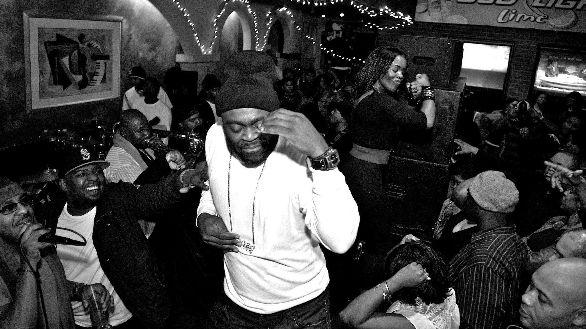 New Photo Collection Helps Tell the History of Go-Go in DC - Washingtonian