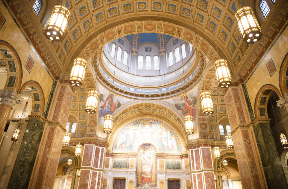 This Blush, Black-Tie Wedding at the Mayflower Hotel Ended With an Epic ...