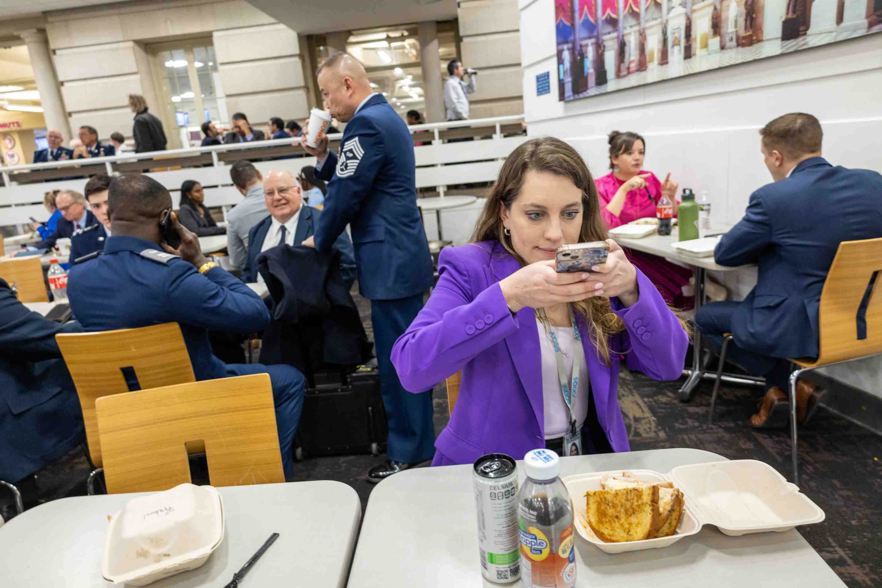 A Critical Take on Government Cafeterias - Washingtonian