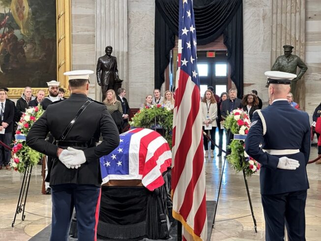 PHOTOS: Scenes From Inside the Capitol Rotunda as the Public Honors ...